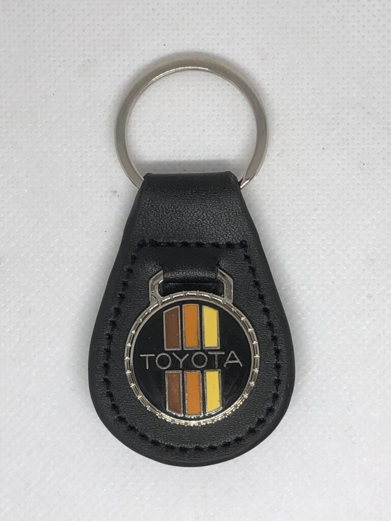Toyota 70's Logo Key Ring » Banners and Badges