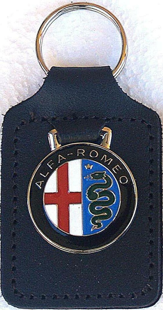 Alfa Romeo Key Ring » Banners and Badges